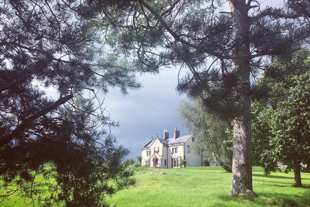 Coral Samuel Charitable Trust; Applications Open - Theatre and Dance NI